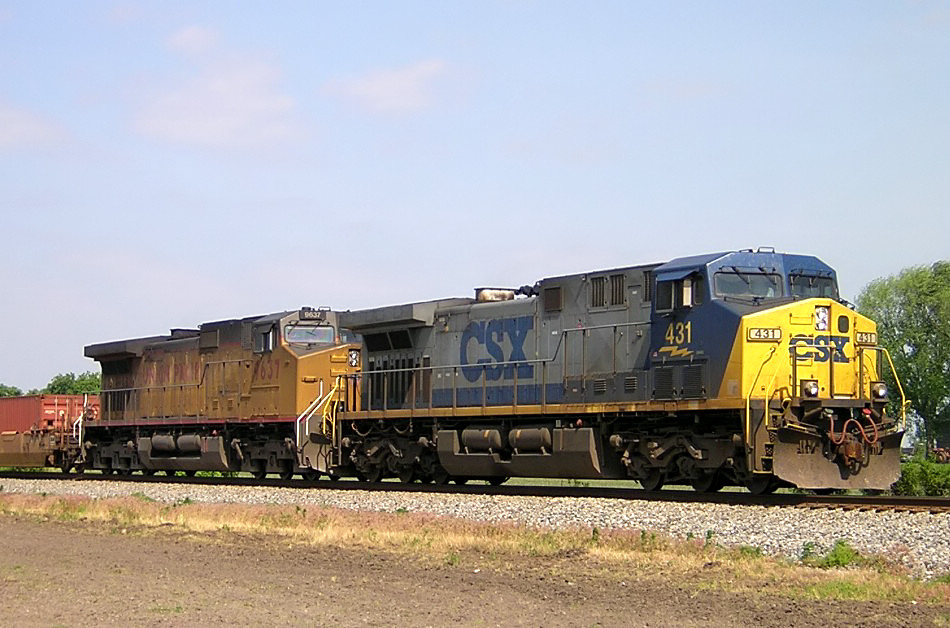 CSX 431 and UP 9637